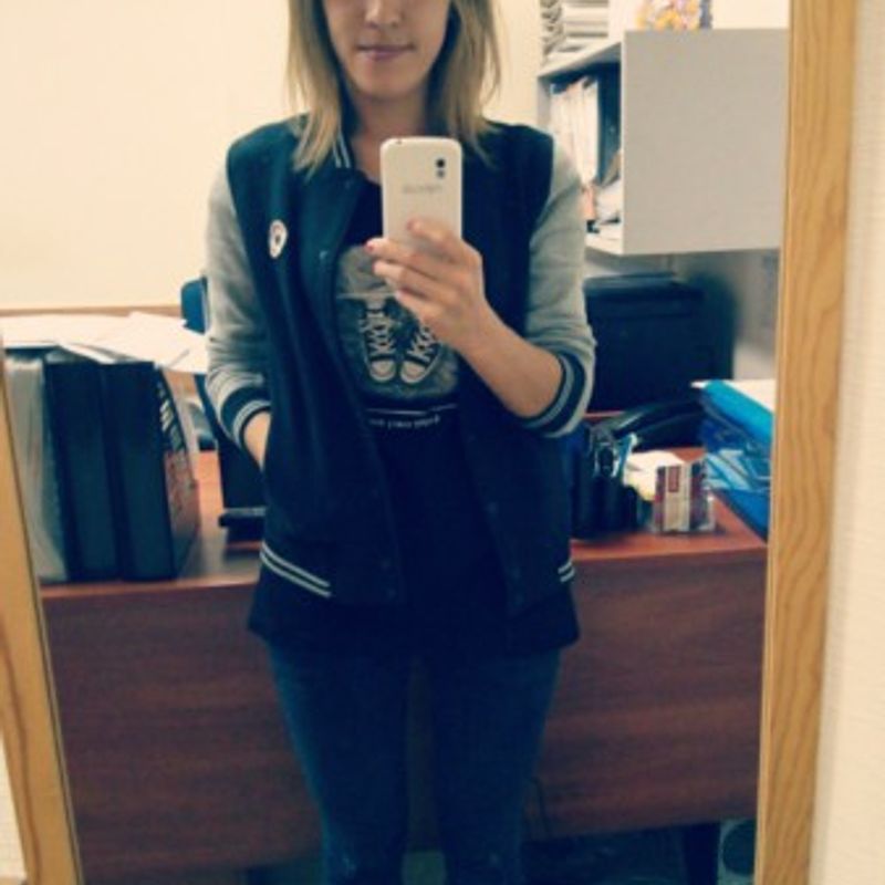 Ищу кого-нибудь для катания на лыжах, Россия на 9 дней. | invme